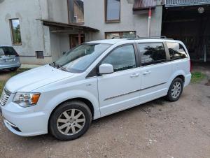 Balts Chrysler town-&-country 2014 Kauņa, ar dzinēja tilpumu 3.60 L un nobraukumu 263 tūkst. km par 6000 €, foto 6 vietnē AUTOMOTO.COM.LV