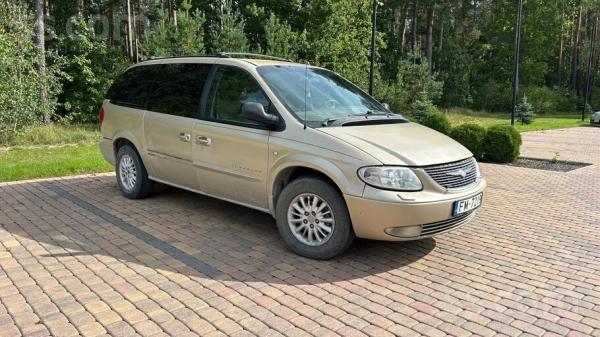 Chrysler town-&-country 2002 Rīga vietnē Dzeltens Chrysler town-&-country 2002 Rīga, ar dzinēja tilpumu 3.30 L un nobraukumu 244 tūkst. km par 850 €, foto 1 vietnē AUTOMOTO.COM.LV