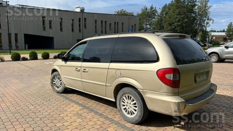 Dzeltens Chrysler town-&-country 2002 Rīga, ar dzinēja tilpumu 3.30 L un nobraukumu 244 tūkst. km par 850 €, foto 5 vietnē AUTOMOTO.COM.LV
