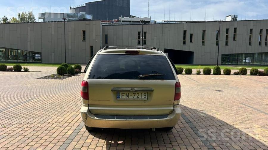 Dzeltens Chrysler town-&-country 2002 Rīga, ar dzinēja tilpumu 3.30 L un nobraukumu 244 tūkst. km par 850 €, foto 6 vietnē AUTOMOTO.COM.LV