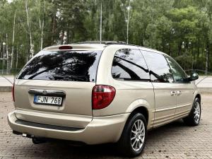 Yellow Chrysler town-&-country 2007 in Klaipeda, with an engine capacity of 3.80 L and mileage of 243 thousand km for 2200 €, photo 6 on AUTOMOTO.COM.LV