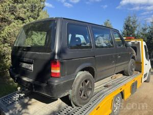 Melns Chrysler Voyager 1987 Kuldīga, ar dzinēja tilpumu 2.40 L un nobraukumu 237 tūkst. km par 650 €, foto 17 vietnē AUTOMOTO.COM.LV