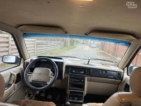 Melns Chrysler Voyager 1994 Šilutė, ar dzinēja tilpumu 2.50 L un nobraukumu 250 tūkst. km par 1000 €, foto 5 vietnē AUTOMOTO.COM.LV