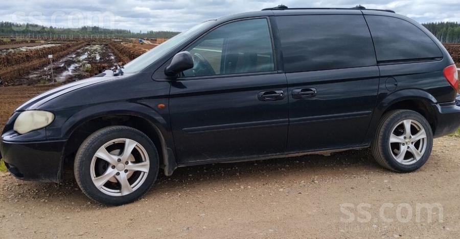 Melns Chrysler Voyager 2005 Jēkabpils, ar dzinēja tilpumu 2.80 L un nobraukumu 404 tūkst. km par 600 €, foto 1 vietnē AUTOMOTO.COM.LV