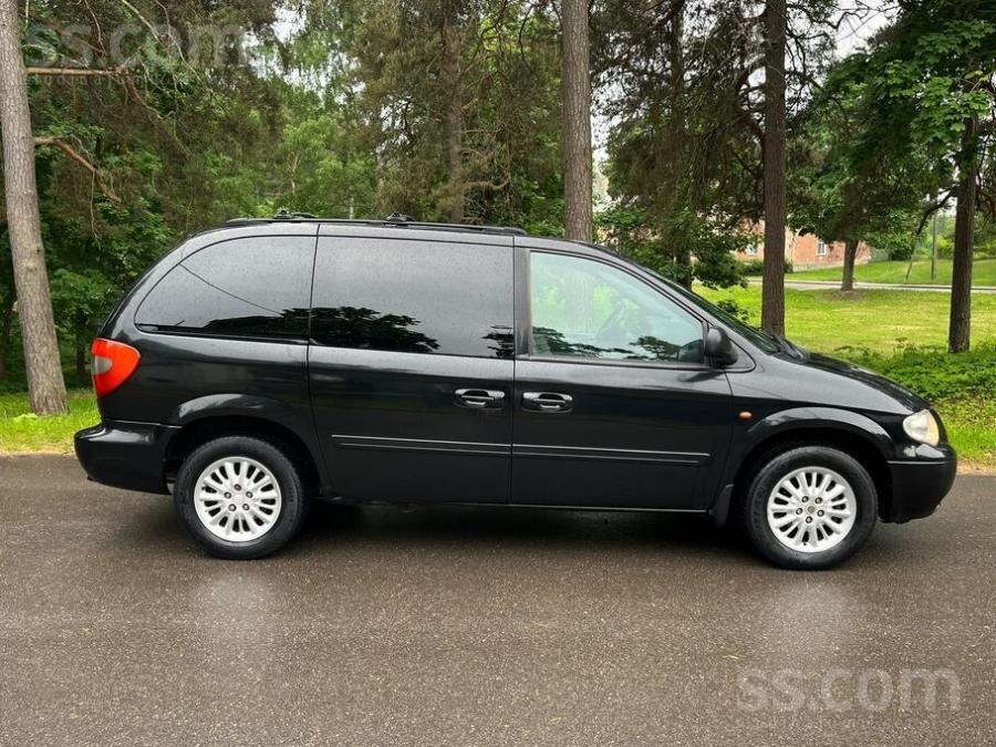 Melns Chrysler Voyager 2005 Rīga, ar dzinēja tilpumu 2.80 L un nobraukumu 0 tūkst. km par 2799 €, foto 7 vietnē AUTOMOTO.COM.LV