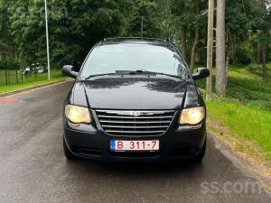 Melns Chrysler Voyager 2005 Rīga, ar dzinēja tilpumu 2.80 L un nobraukumu 0 tūkst. km par 2799 €, foto 9 vietnē AUTOMOTO.COM.LV