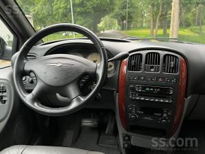 Melns Chrysler Voyager 2005 Rīga, ar dzinēja tilpumu 2.80 L un nobraukumu 0 tūkst. km par 2799 €, foto 12 vietnē AUTOMOTO.COM.LV
