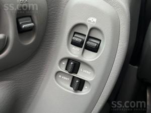 Melns Chrysler Voyager 2005 Rīga, ar dzinēja tilpumu 2.80 L un nobraukumu 0 tūkst. km par 2799 €, foto 16 vietnē AUTOMOTO.COM.LV