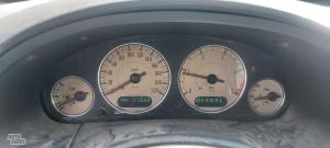 Black Chrysler Voyager 2006 in Vilnius, with an engine capacity of 2.80 L and mileage of 320 thousand km for 450 €, photo 9 on AUTOMOTO.COM.LV