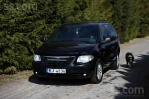 Melns Chrysler Voyager 2006 Jūrmala, ar dzinēja tilpumu 2.80 L un nobraukumu 423 tūkst. km par 2200 €, foto  vietnē AUTOMOTO.COM.LV