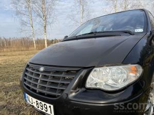 Melns Chrysler Voyager 2007 Jelgava, ar dzinēja tilpumu 2.80 L un nobraukumu 263 tūkst. km par 1000 €, foto 7 vietnē AUTOMOTO.COM.LV