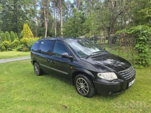 Black Chrysler Voyager 2008 in Jurmala, with an engine capacity of 2.80 L and mileage of 139 thousand km for 2680 €, photo 9 on AUTOMOTO.COM.LV