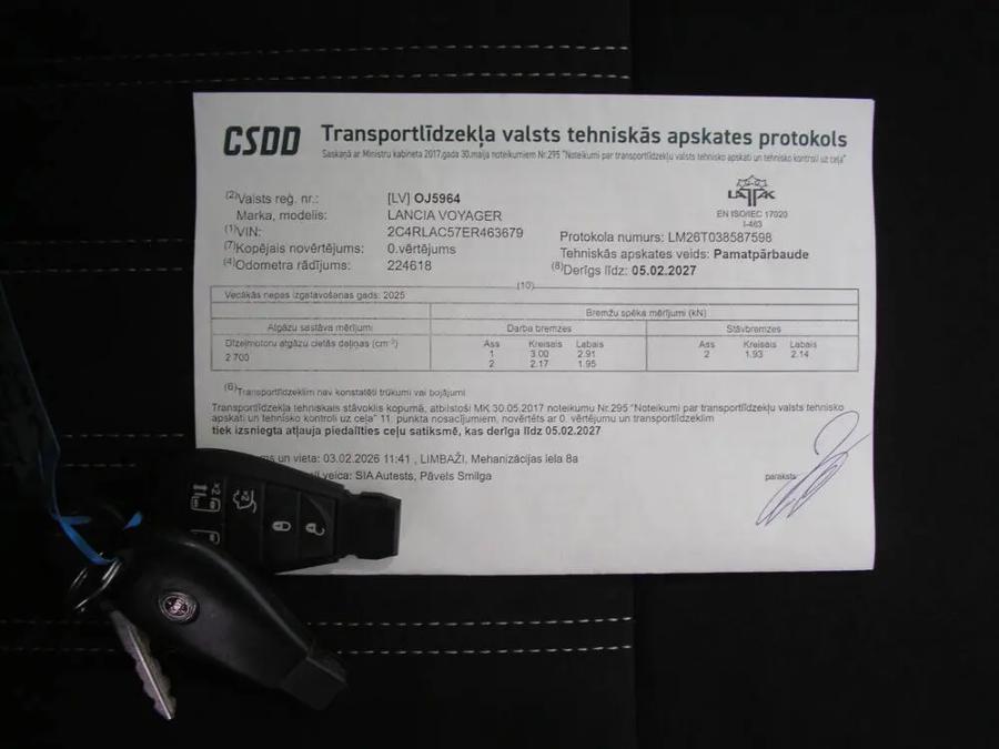Черный Крайслер Вояджер 2014 в Сигулда, объемом двигателя 2.80 л и пробегом 0 тыс. км за 9650 €, фото 30 на AUTOMOTO.COM.LV