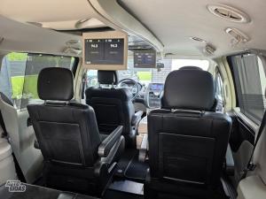 Black Chrysler Voyager 2014 in Silute, with an engine capacity of 2.80 L and mileage of 276 thousand km for 5900 €, photo 20 on AUTOMOTO.COM.LV