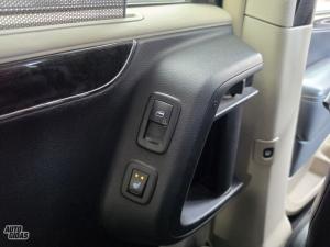Black Chrysler Voyager 2014 in Silute, with an engine capacity of 2.80 L and mileage of 276 thousand km for 5900 €, photo 24 on AUTOMOTO.COM.LV