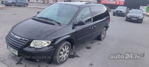 Melns Chrysler Voyager 2004 Tallina, ar dzinēja tilpumu 2.80 L un nobraukumu 298 tūkst. km par 1599 €, foto  vietnē AUTOMOTO.COM.LV