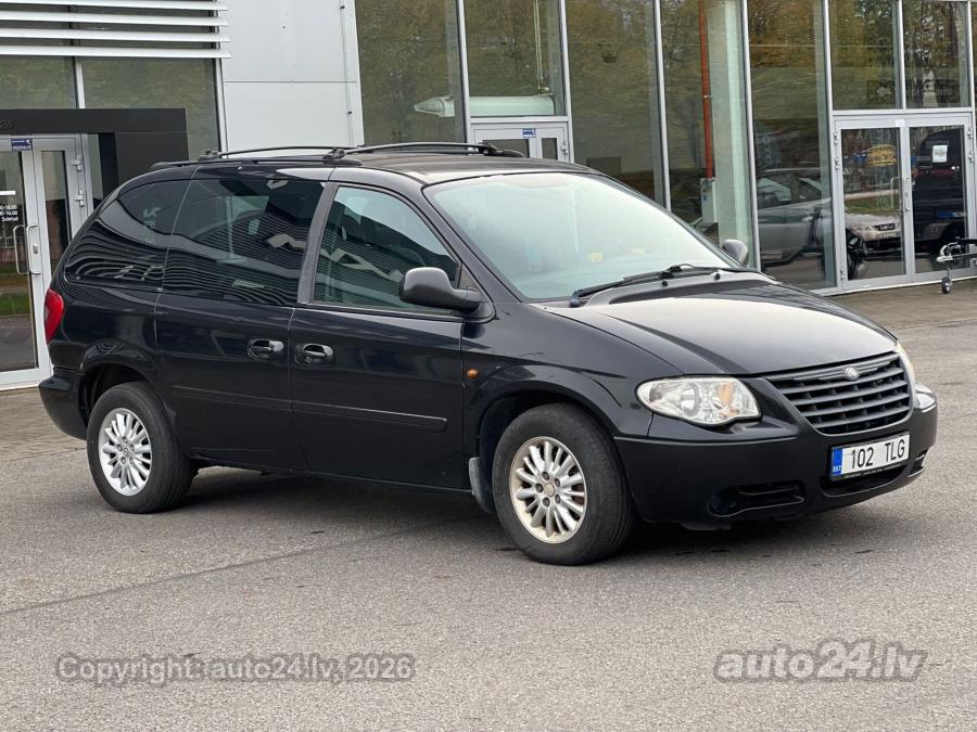 Melns Chrysler Voyager 2005 Narva, ar dzinēja tilpumu 2.80 L un nobraukumu 283 tūkst. km par 1499 €, foto 6 vietnē AUTOMOTO.COM.LV