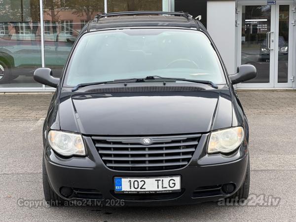 Melns Chrysler Voyager 2005 Narva, ar dzinēja tilpumu 2.80 L un nobraukumu 283 tūkst. km par 1499 €, foto 7 vietnē AUTOMOTO.COM.LV