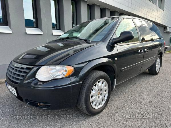 Melns Chrysler Voyager 2007 Tallina, ar dzinēja tilpumu 3.30 L un nobraukumu 139 tūkst. km par 1499 €, foto 1 vietnē AUTOMOTO.COM.LV