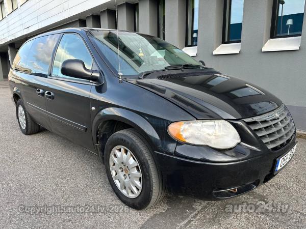 Melns Chrysler Voyager 2007 Tallina, ar dzinēja tilpumu 3.30 L un nobraukumu 139 tūkst. km par 1499 €, foto 3 vietnē AUTOMOTO.COM.LV