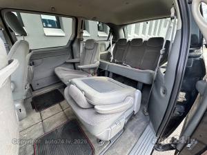 Black Chrysler Voyager 2007 in Tallinn, with an engine capacity of 3.30 L and mileage of 139 thousand km for 1499 €, photo 16 on AUTOMOTO.COM.LV