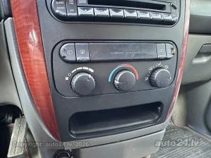 Black Chrysler Voyager 2007 in Tallinn, with an engine capacity of 3.30 L and mileage of 139 thousand km for 1499 €, photo 22 on AUTOMOTO.COM.LV
