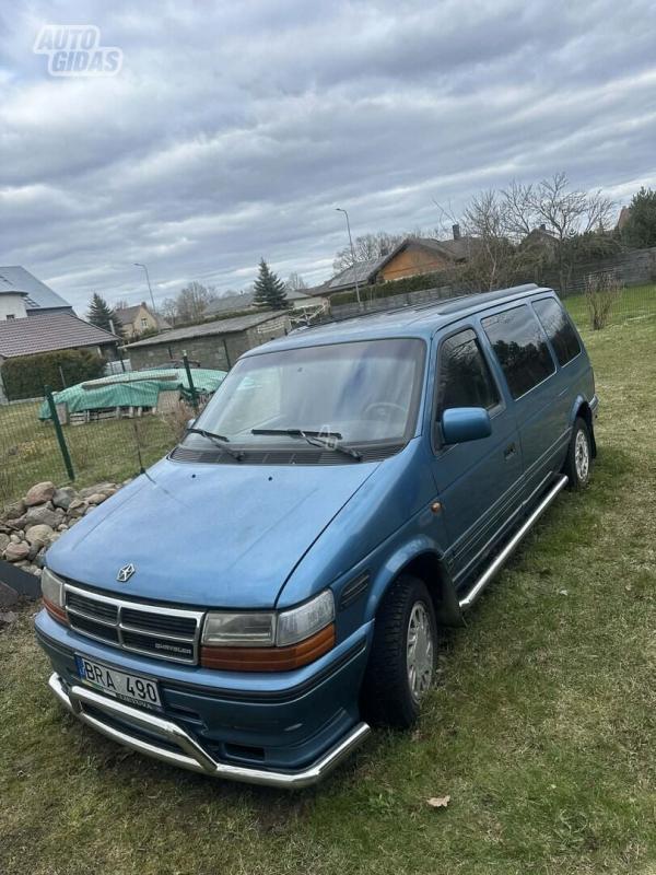 Blue Chrysler Voyager 1994 in Silute, with an engine capacity of 2.50 L and mileage of 250 thousand km for 1000 €, photo 1 on AUTOMOTO.COM.LV