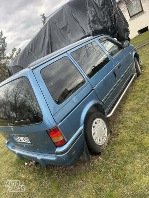 Blue Chrysler Voyager 1994 in Silute, with an engine capacity of 2.50 L and mileage of 250 thousand km for 1000 €, photo 4 on AUTOMOTO.COM.LV