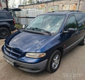 Blue Chrysler Voyager 2000 in Preili, with an engine capacity of 3.30 L and mileage of 150 thousand km for 3000 €, photo  on AUTOMOTO.COM.LV