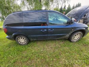 Zils Chrysler Voyager 2002 Ludza, ar dzinēja tilpumu 2.50 L un nobraukumu 0 tūkst. km par 990 €, foto 3 vietnē AUTOMOTO.COM.LV
