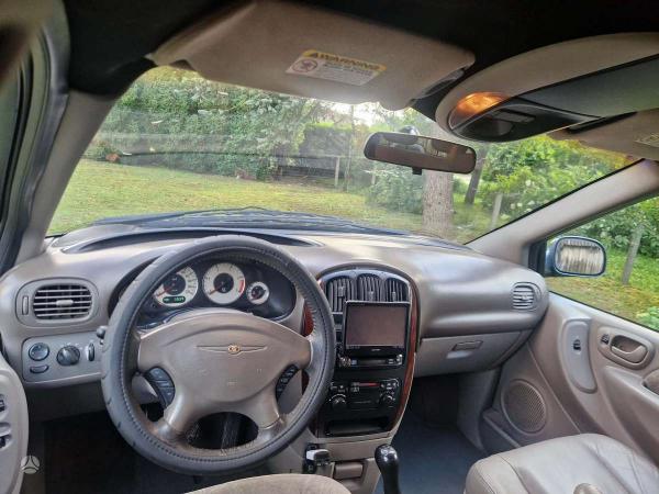 Zils Chrysler Voyager 2002 Plungė, ar dzinēja tilpumu 2.50 L un nobraukumu 334 tūkst. km par 1150 €, foto 6 vietnē AUTOMOTO.COM.LV