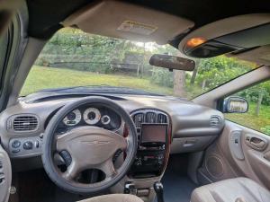 Zils Chrysler Voyager 2002 Plungė, ar dzinēja tilpumu 2.50 L un nobraukumu 334 tūkst. km par 1150 €, foto 7 vietnē AUTOMOTO.COM.LV