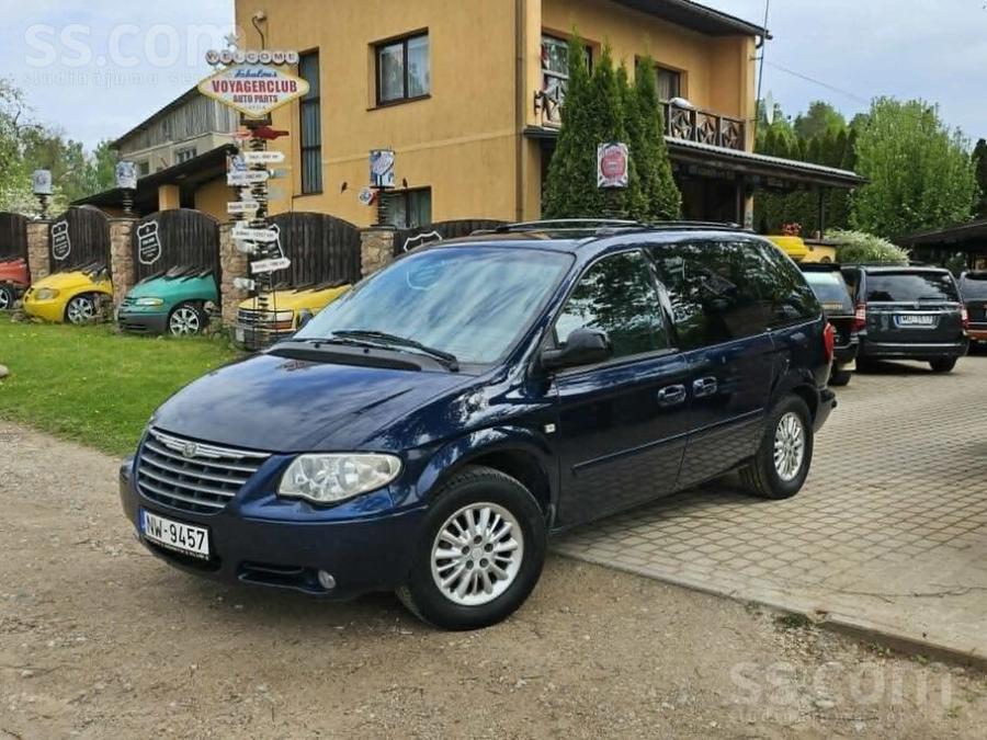 Zils Chrysler Voyager 2005 Ogre, ar dzinēja tilpumu 3.30 L un nobraukumu 285 tūkst. km par 2500 €, foto 3 vietnē AUTOMOTO.COM.LV