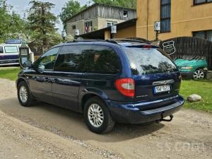 Zils Chrysler Voyager 2005 Ogre, ar dzinēja tilpumu 3.30 L un nobraukumu 285 tūkst. km par 2500 €, foto 4 vietnē AUTOMOTO.COM.LV