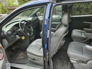 Zils Chrysler Voyager 2005 Ogre, ar dzinēja tilpumu 3.30 L un nobraukumu 285 tūkst. km par 2500 €, foto 8 vietnē AUTOMOTO.COM.LV