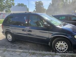 Zils Chrysler Voyager 2005 Rīga, ar dzinēja tilpumu 2.80 L un nobraukumu 298 tūkst. km par 1369 €, foto  vietnē AUTOMOTO.COM.LV