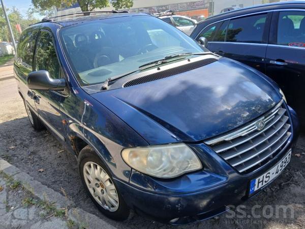 Zils Chrysler Voyager 2005 Rīga, ar dzinēja tilpumu 2.80 L un nobraukumu 298 tūkst. km par 1369 €, foto 2 vietnē AUTOMOTO.COM.LV