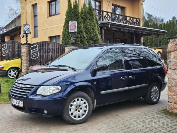 Blue Chrysler Voyager 2006 in Ogre, with an engine capacity of 3.30 L and mileage of 332 thousand km for 2500 €, photo 5 on AUTOMOTO.COM.LV
