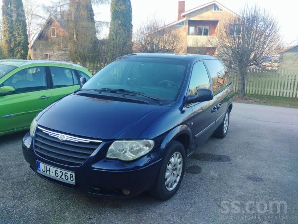 Blue Chrysler Voyager 2006 in Jelgava, with an engine capacity of 2.40 L and mileage of 0 thousand km for 700 €, photo 10 on AUTOMOTO.COM.LV