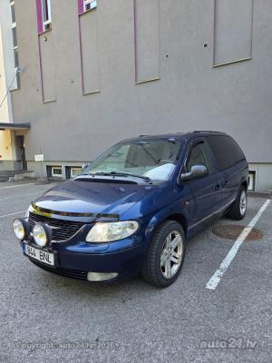 Zils Chrysler Voyager 2001 Tallina, ar dzinēja tilpumu 2.50 L un nobraukumu 337 tūkst. km par 2000 €, foto 5 vietnē AUTOMOTO.COM.LV