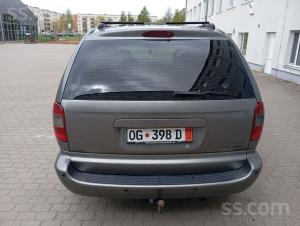 Brūns Chrysler Voyager 2006 Rīga, ar dzinēja tilpumu 2.80 L un nobraukumu 198 tūkst. km par 1995 €, foto 5 vietnē AUTOMOTO.COM.LV