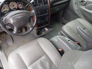 Brūns Chrysler Voyager 2006 Rīga, ar dzinēja tilpumu 2.80 L un nobraukumu 198 tūkst. km par 1995 €, foto 9 vietnē AUTOMOTO.COM.LV