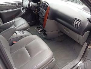 Brūns Chrysler Voyager 2006 Rīga, ar dzinēja tilpumu 2.80 L un nobraukumu 198 tūkst. km par 1995 €, foto 13 vietnē AUTOMOTO.COM.LV
