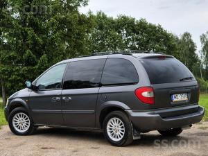Pelēks Chrysler Voyager 2006 Preiļi, ar dzinēja tilpumu 2.50 L un nobraukumu 291 tūkst. km par 1790 €, foto 4 vietnē AUTOMOTO.COM.LV
