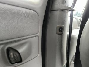Pelēks Chrysler Voyager 2007 Tallina, ar dzinēja tilpumu 2.50 L un nobraukumu 216 tūkst. km par 1700 €, foto 13 vietnē AUTOMOTO.COM.LV
