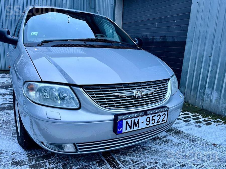 Pelēks Chrysler Voyager 2001 Rīga, ar dzinēja tilpumu 3.30 L un nobraukumu 366 tūkst. km par 3499 €, foto 4 vietnē AUTOMOTO.COM.LV