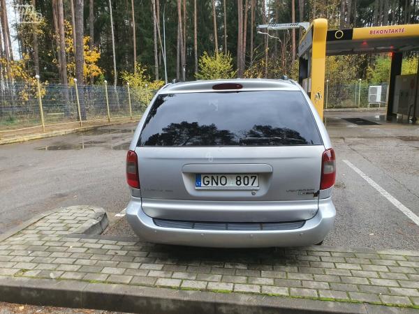 Grey Chrysler Voyager 2001 in Zarasai, with an engine capacity of 2.50 L and mileage of 338 thousand km for 650 €, photo 6 on AUTOMOTO.COM.LV