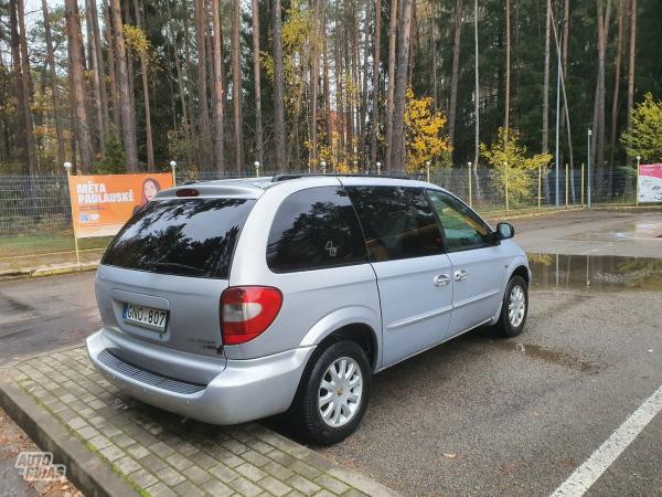 Grey Chrysler Voyager 2001 in Zarasai, with an engine capacity of 2.50 L and mileage of 338 thousand km for 650 €, photo 7 on AUTOMOTO.COM.LV