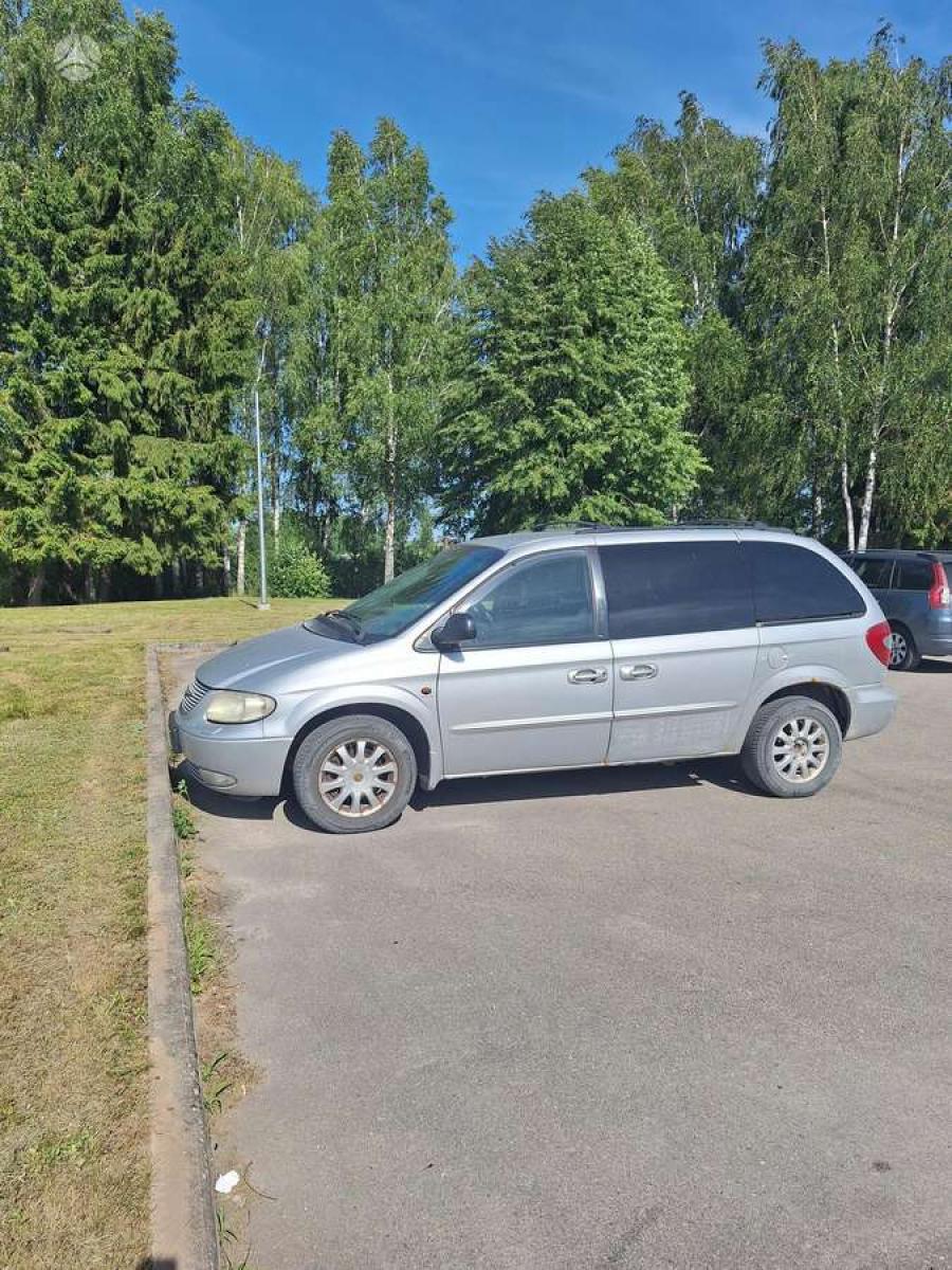 Pelēks Chrysler Voyager 2002 Kuršėnai, ar dzinēja tilpumu 0.00 L un nobraukumu 430 tūkst. km par 250 €, foto 3 vietnē AUTOMOTO.COM.LV