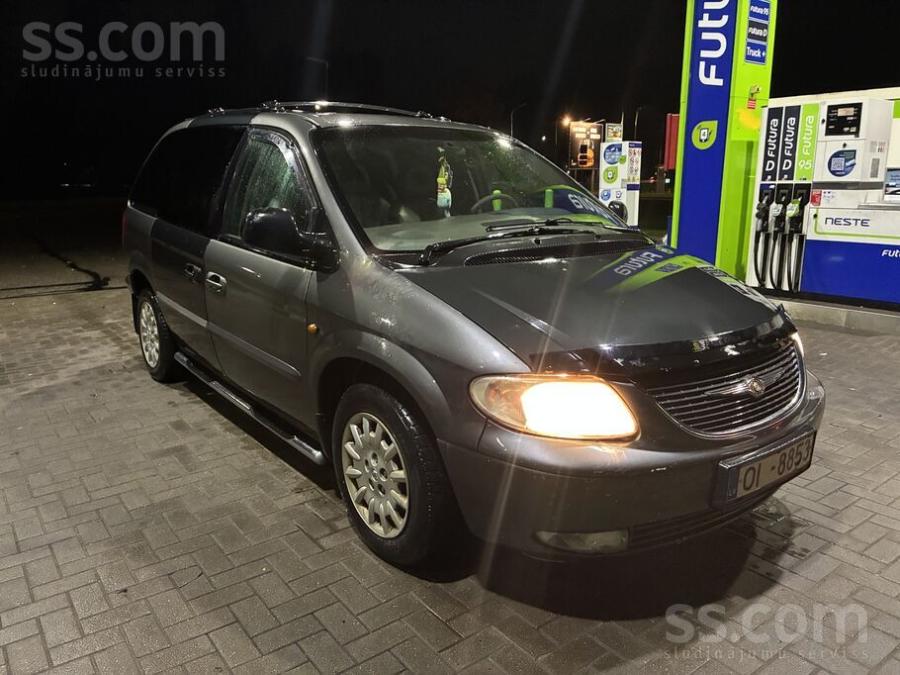 Pelēks Chrysler Voyager 2003 Rīga, ar dzinēja tilpumu 2.50 L un nobraukumu 342 tūkst. km par 1100 €, foto 1 vietnē AUTOMOTO.COM.LV